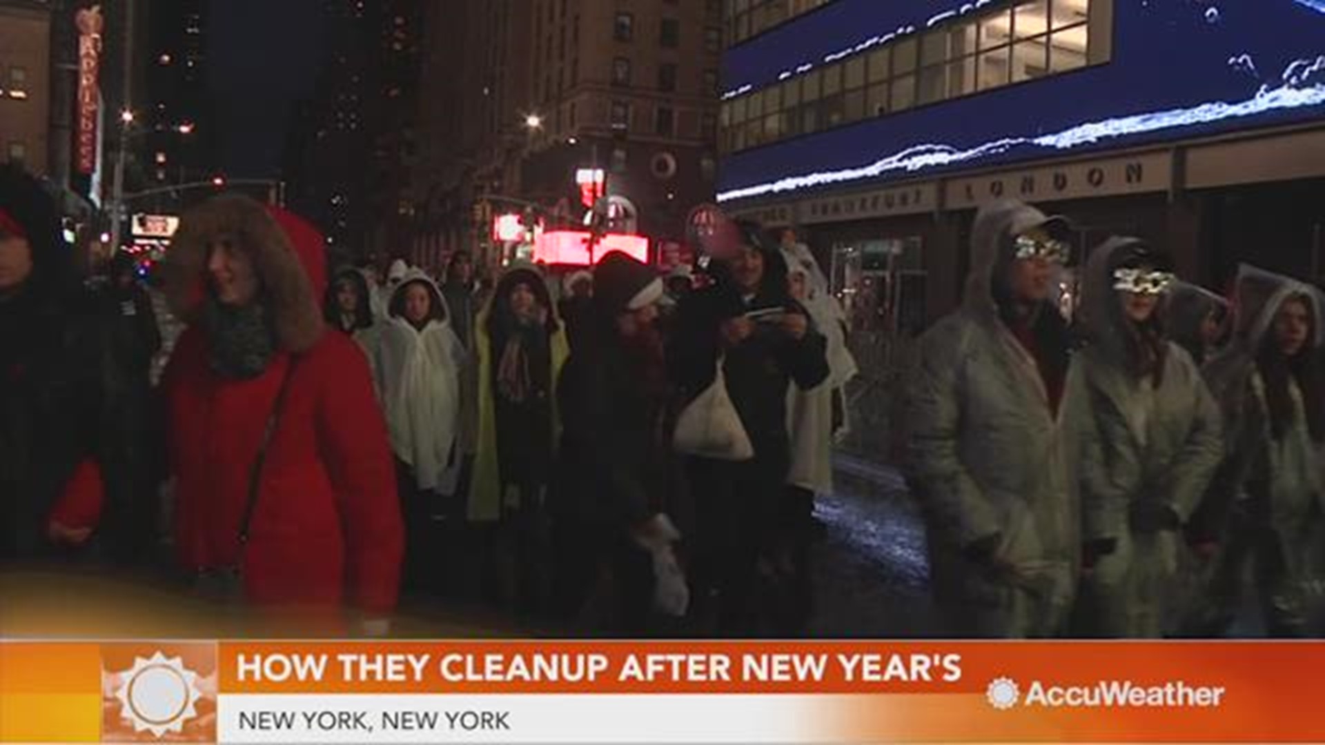 How Times Square gets cleaned up after New Year's Eve celebration ...