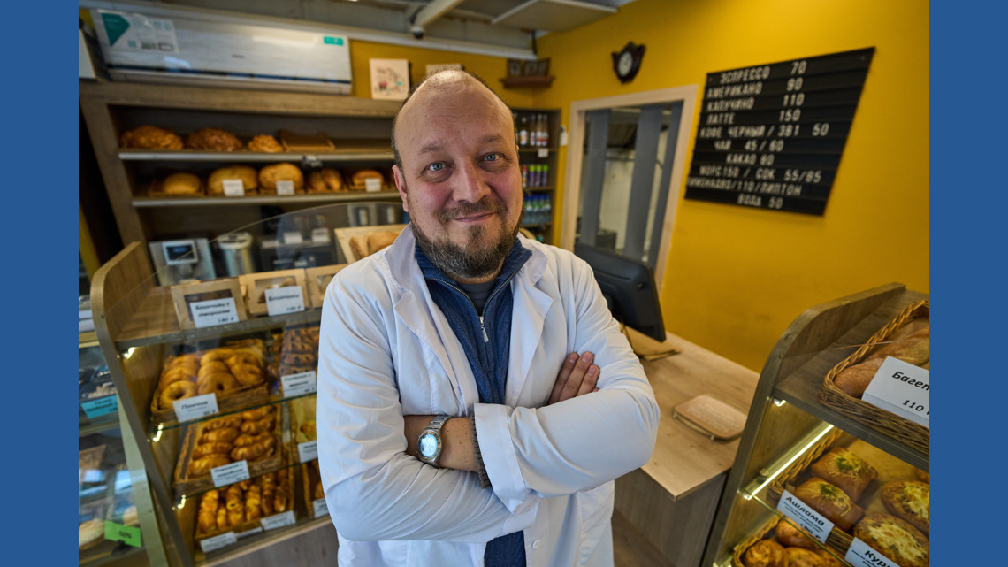 From bakeries to beauty shops, Russian businesses are feeling the pain ...