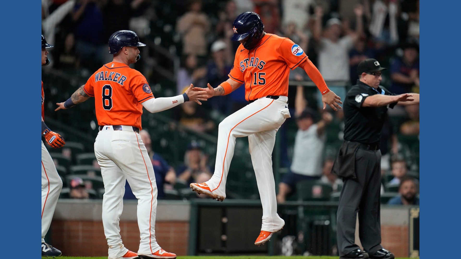 Smith has tiebreaking 2-run triple in 8th to help the Astros beat the ...