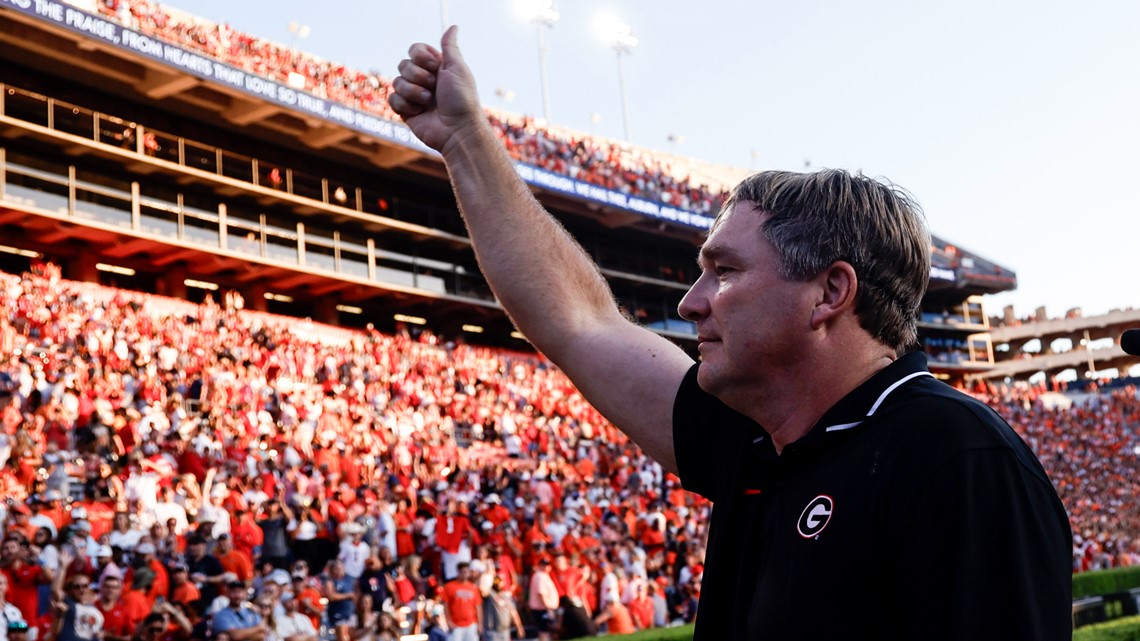 AP Top 25: Georgia holds on to No. 1, but top 7 remain unchanged | kvue.com