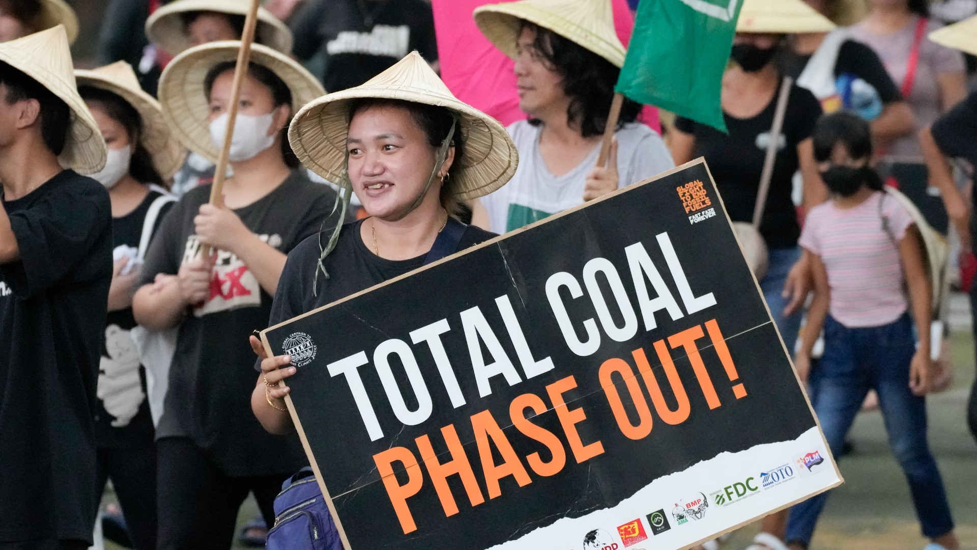 Climate protests call for an end to fossils fuels | kvue.com