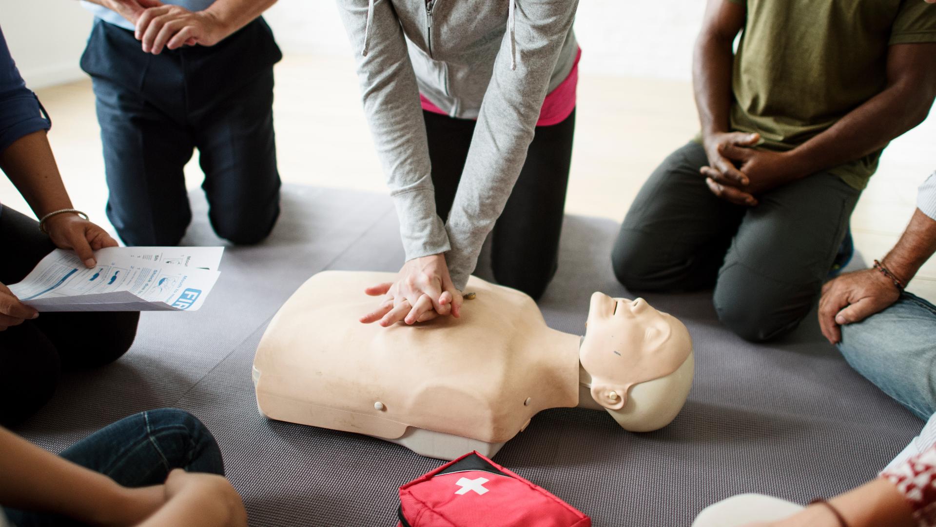 American Heart Association updates CPR guidelines for first time in 5 ...