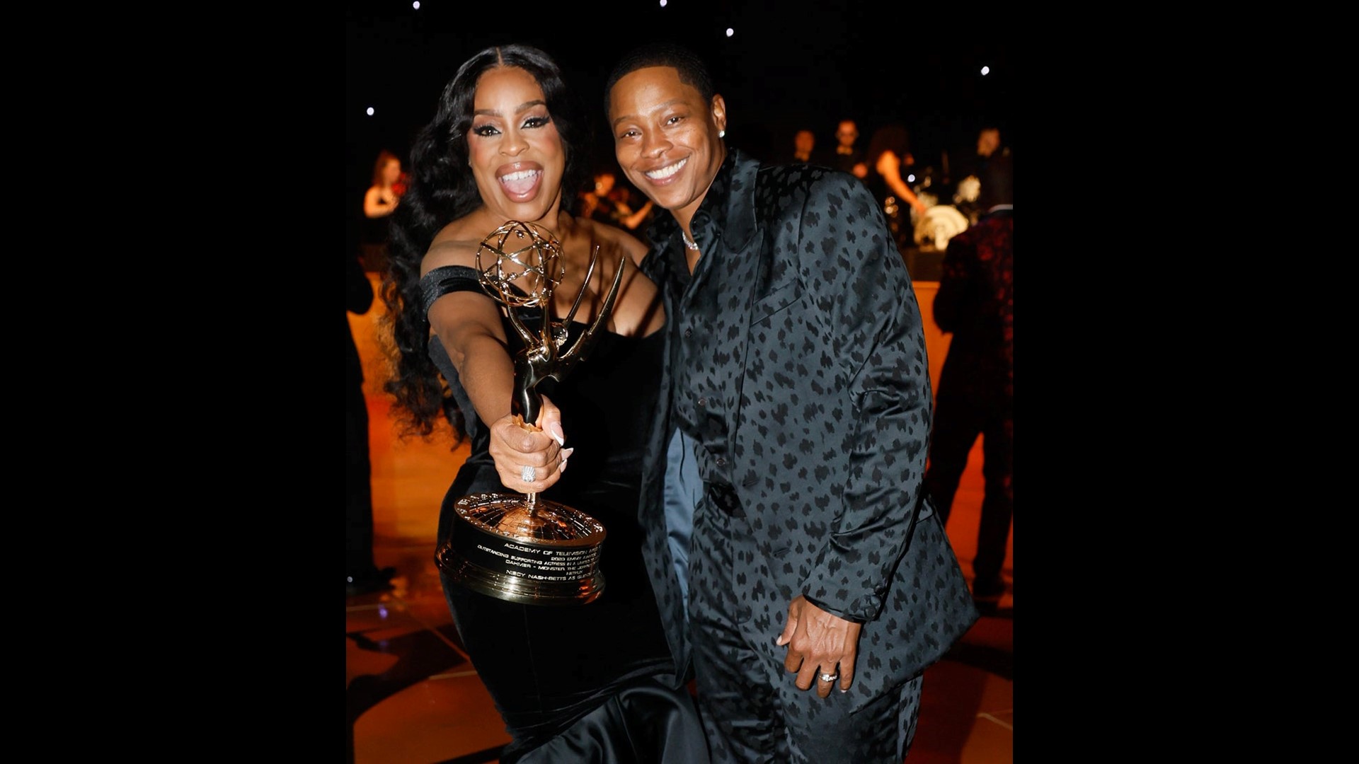 Niecy Nash-Betts Goes Skinny Dipping With Her Emmy and Wife Jessica ...