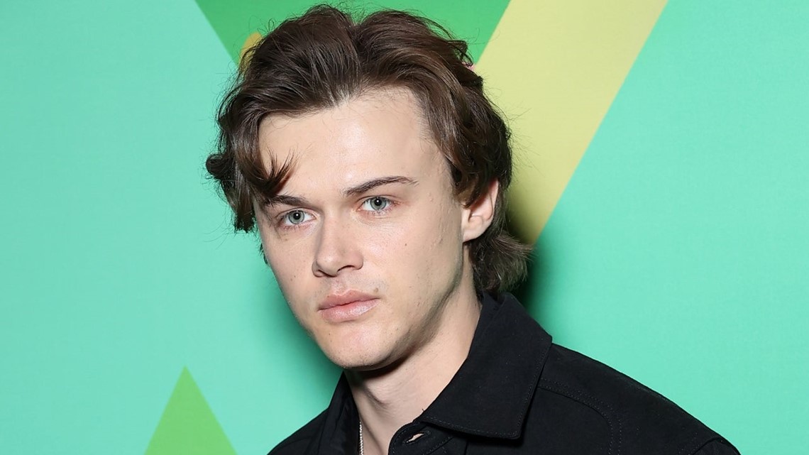 This 'Summer I Turned Pretty' Star Lands Role as Aaron in 'Mean Girls ...