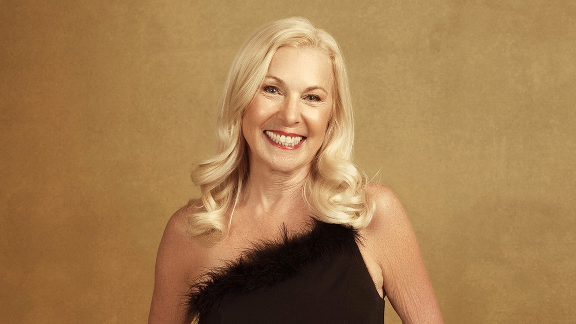 Ellen Reveals How Her Late Friend Roberta Would Feel About Her 'Golden ...