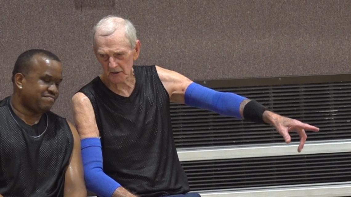 'It's never too late': 83-year-old basketball player still dominating ...