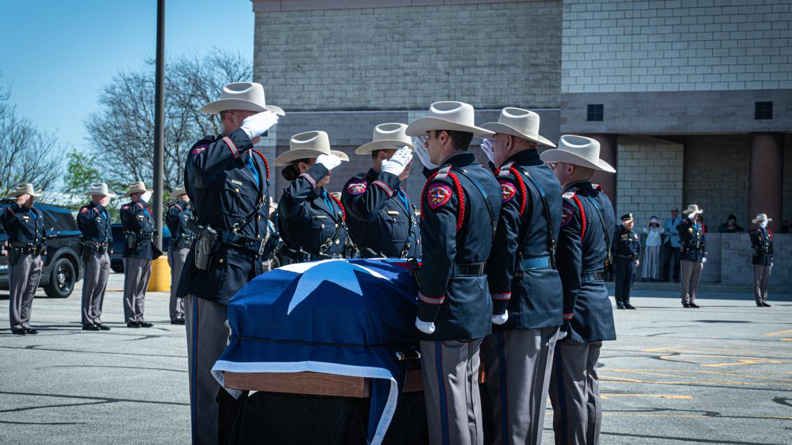 Retired Texas DPS Trooper laid to rest in Waco | kvue.com