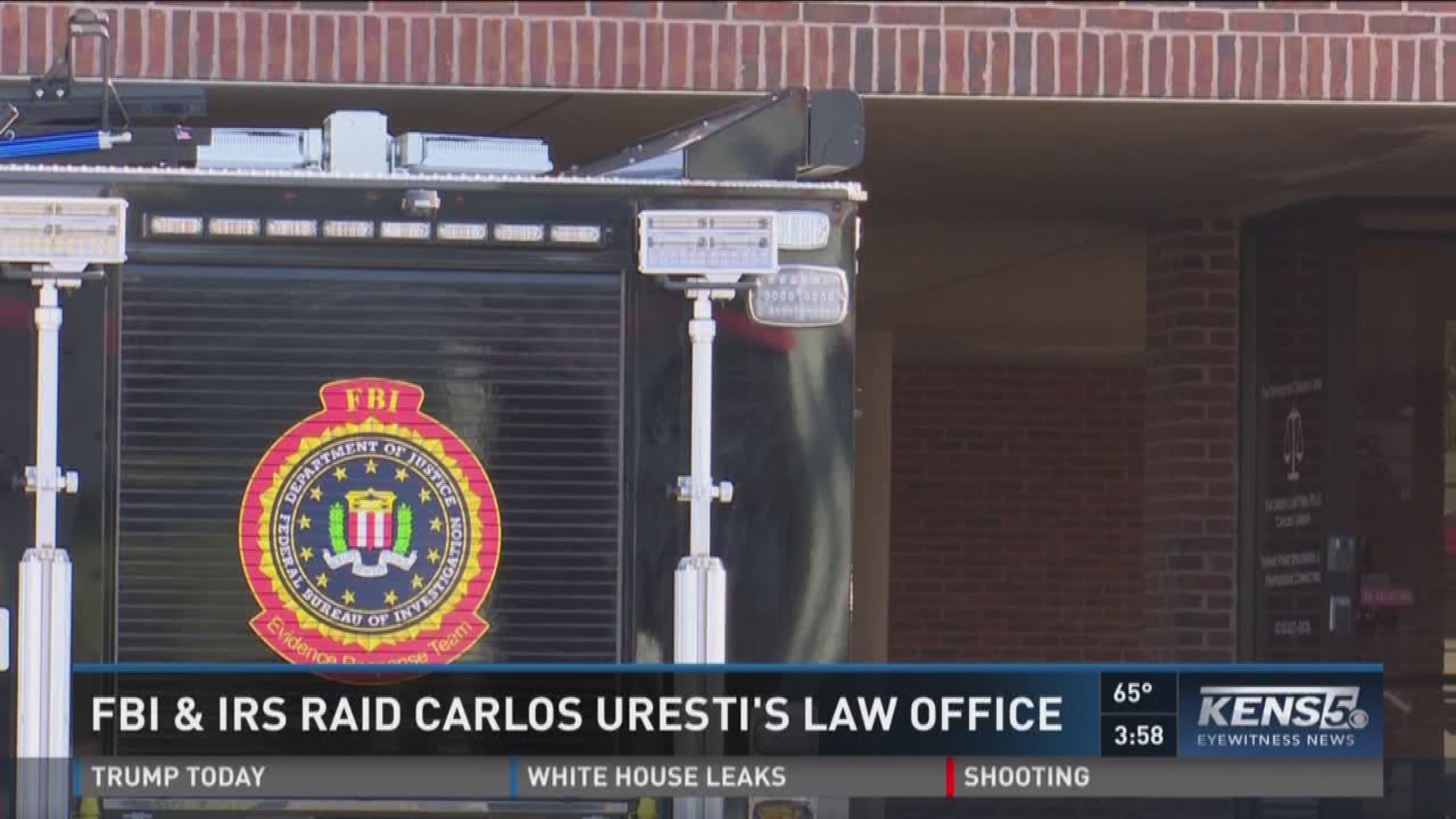 FBI, IRS gather documents at Sen. Carlos Uresti's office | kvue.com