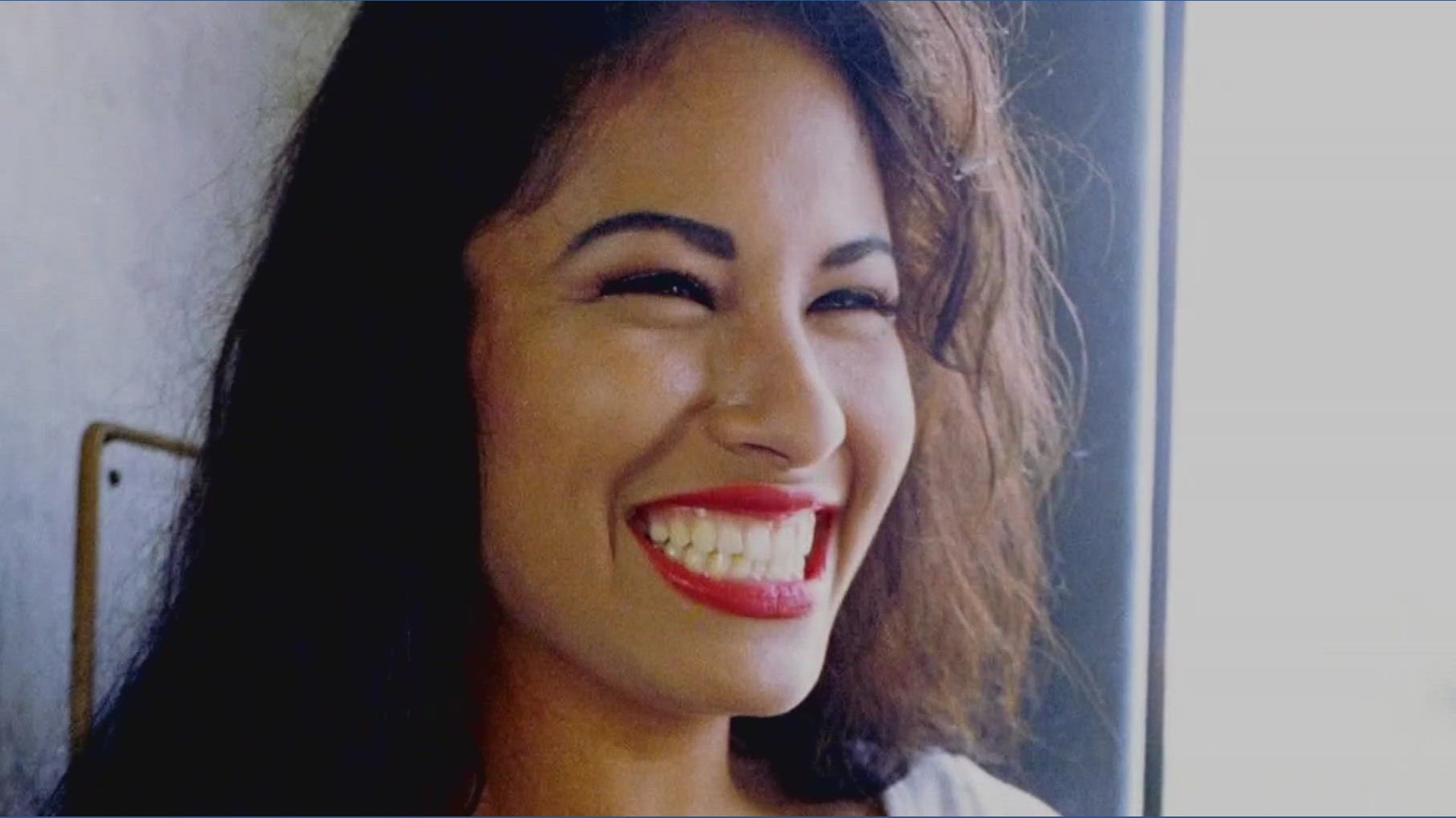 Texas State Univ. exhibits 'The Selena Effect' | kvue.com