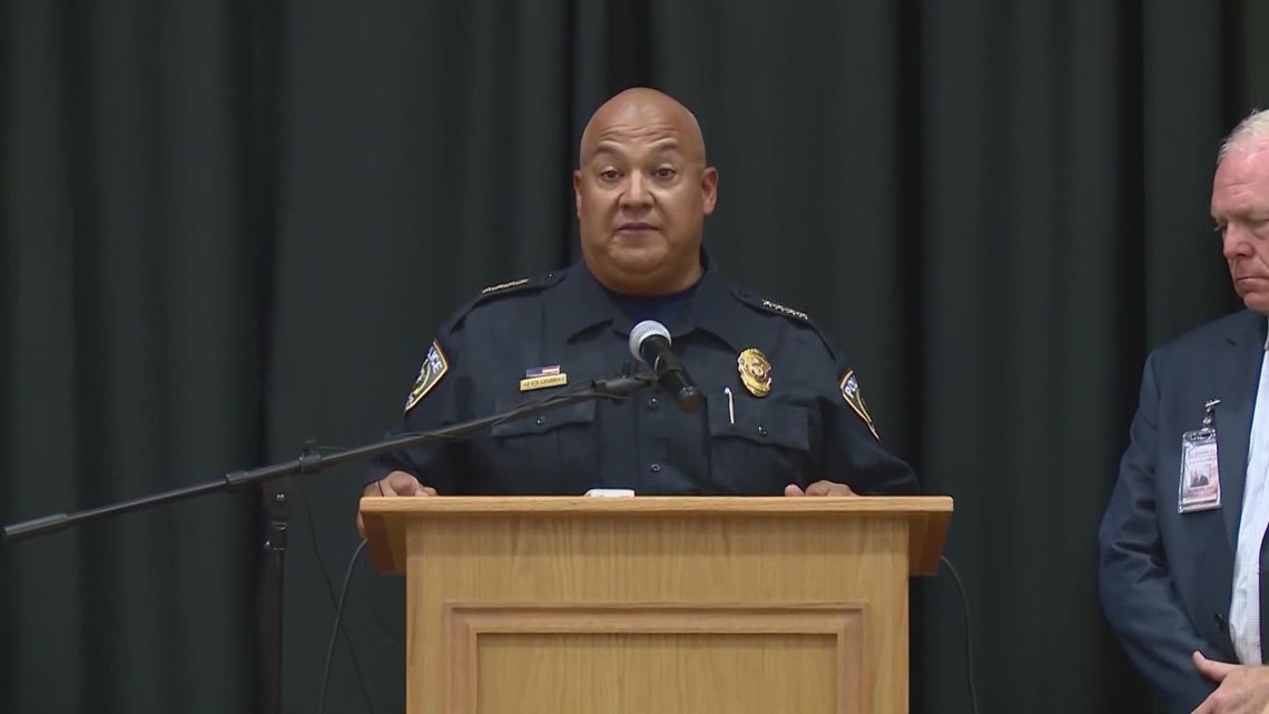 Uvalde district police chief Pete Arredondo testifies in closed-door ...