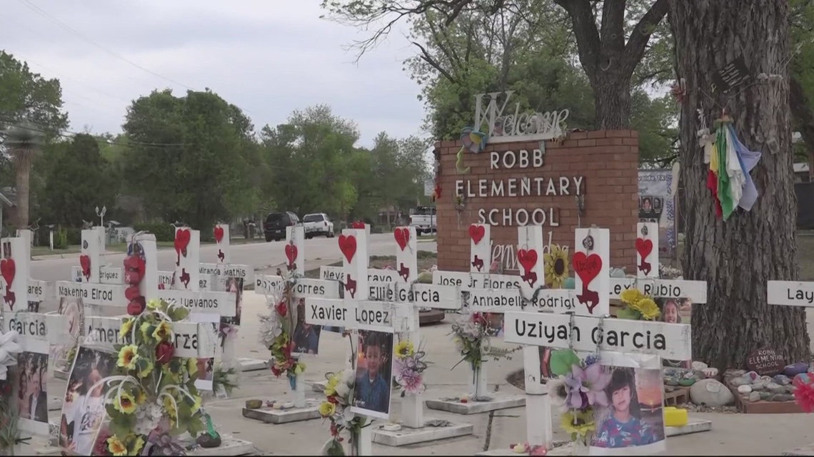 Uvalde County commissioners vote to release Robb Elementary shooting ...