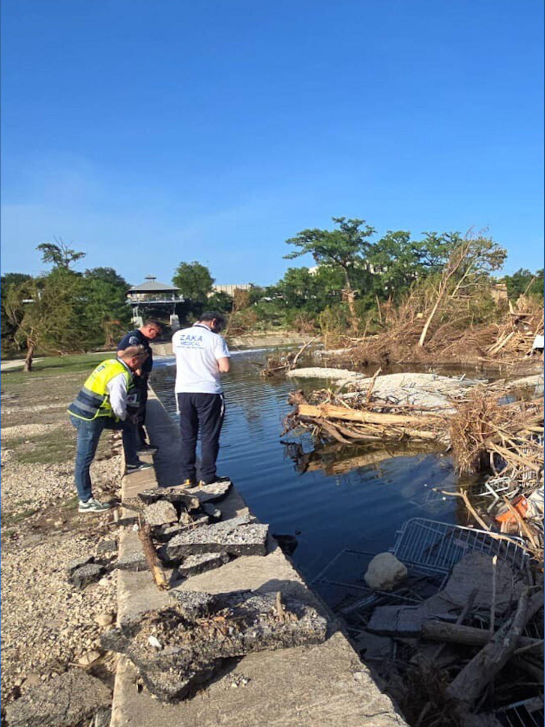 Israeli interfaith rescue team brings high-tech aid to Texas flood ...