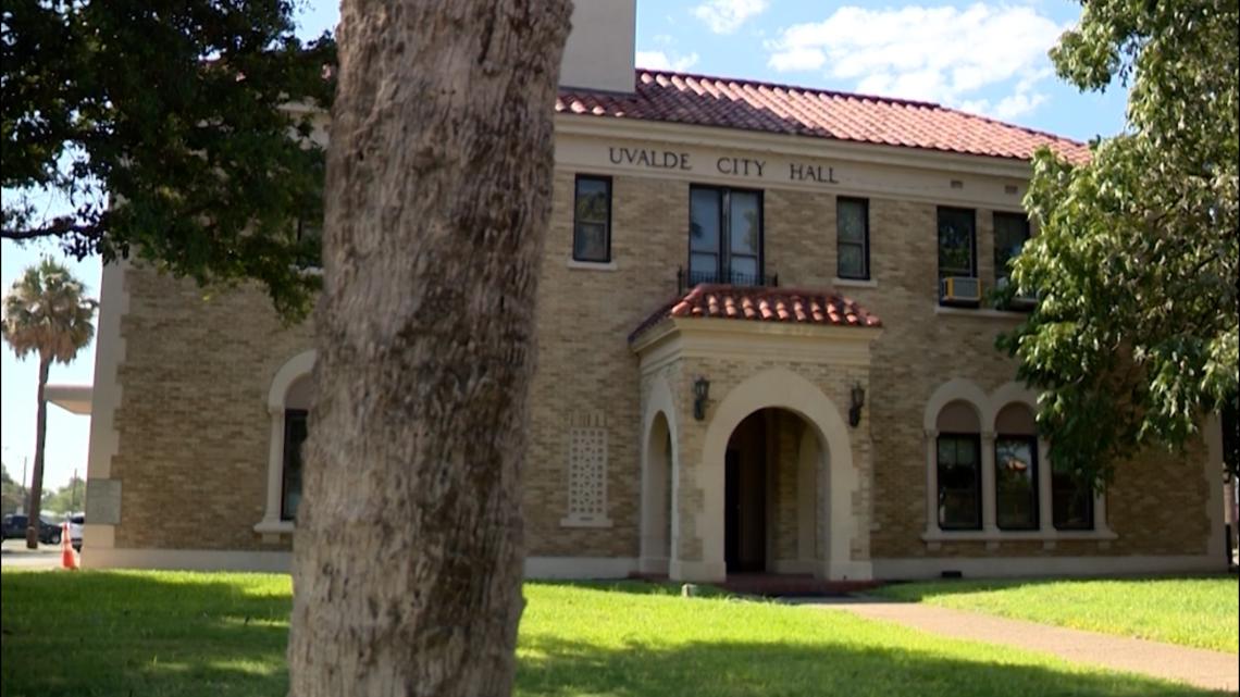 Uvalde families secure settlement, city vows reforms | kvue.com