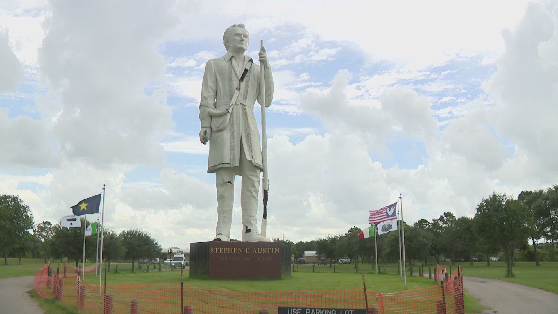 Stephen F. Austin statue in Angleton, Texas to be repaired | kvue.com