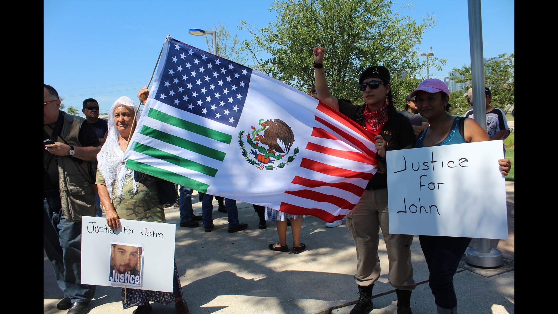 Terry, Chauna Thompson, indicted for murder in beating death, turn ...