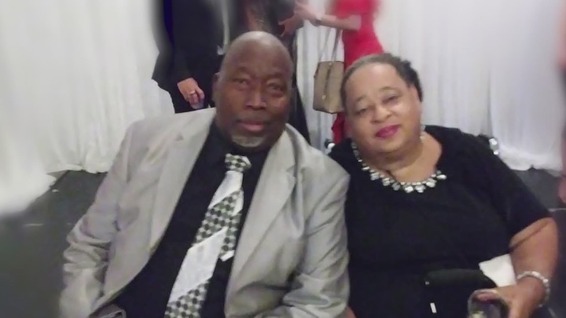 A Houston widow says a hospital error kept her from laying her husband ...