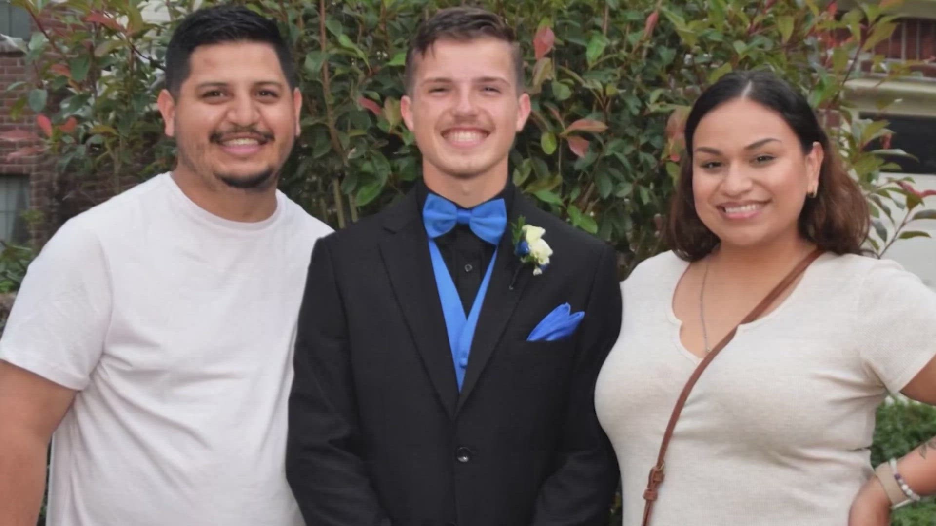 Foster teen navigates CPS system with help of foster father | kvue.com