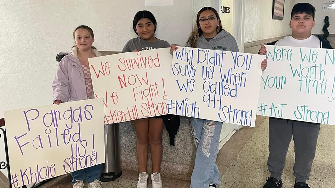Photos of Uvalde school shooting survivors calling for change | kvue.com