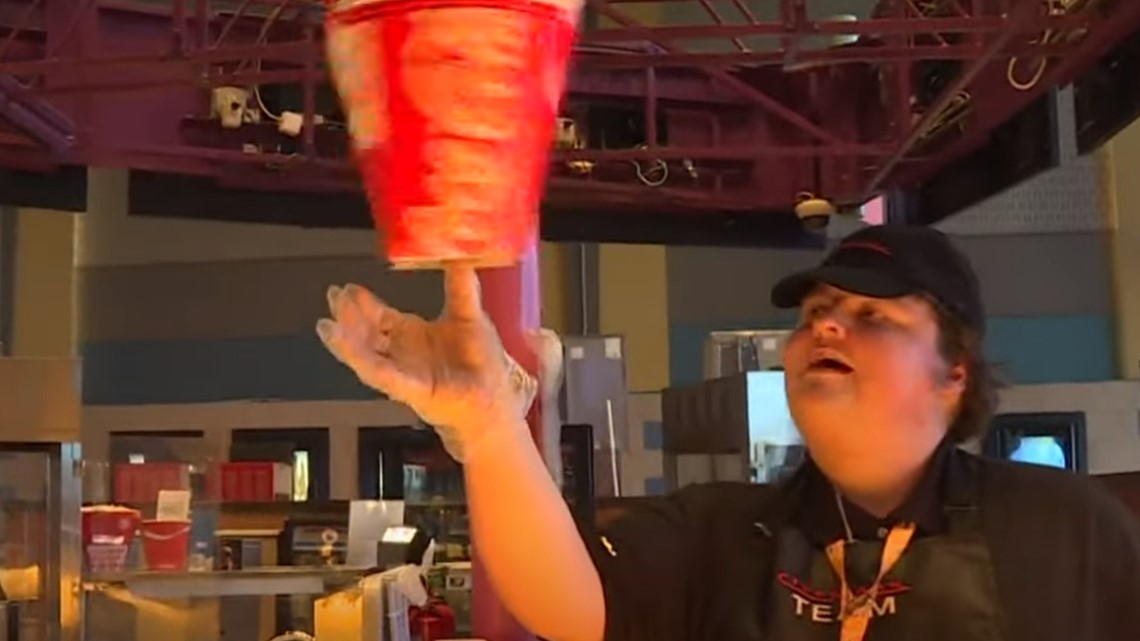 Corpus Christi theater 'Popcorn Guy' goes viral on TikTok | kvue.com