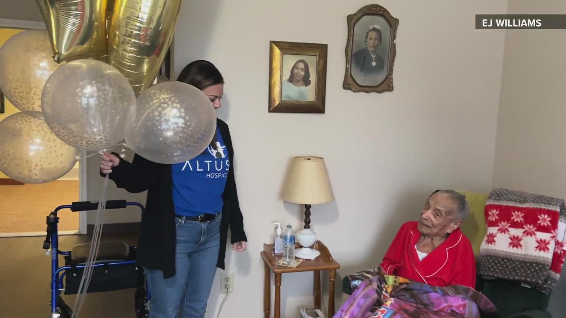 Brookdale Dowlen Oaks celebrates woman's 104th birthday | kvue.com