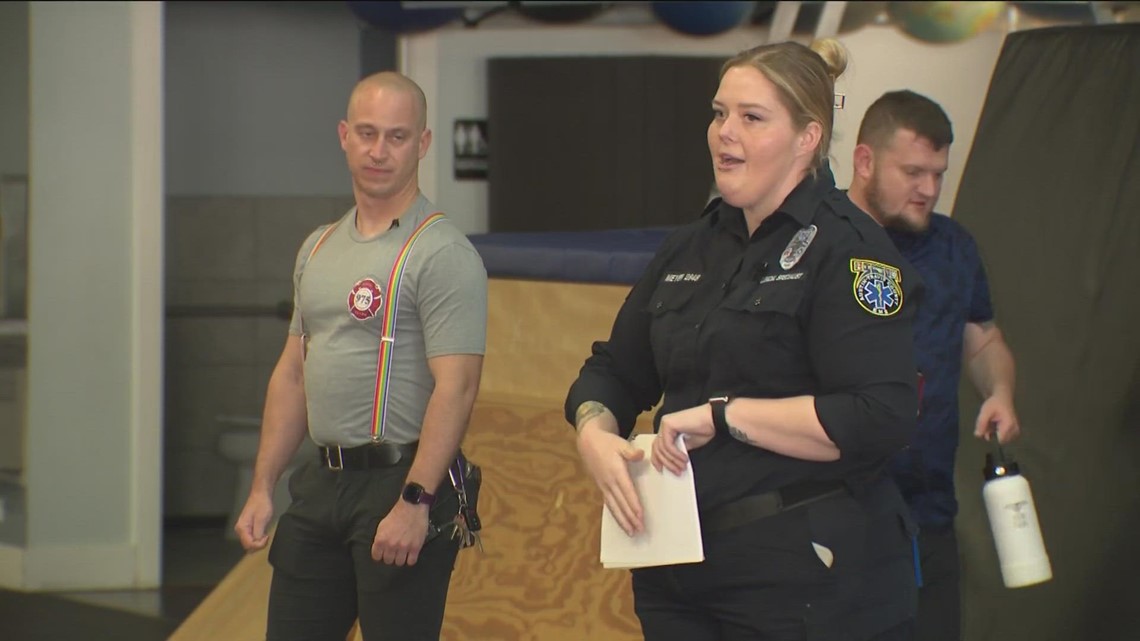 Austin first responders teach 'Stop the Bleed' course to the public for ...