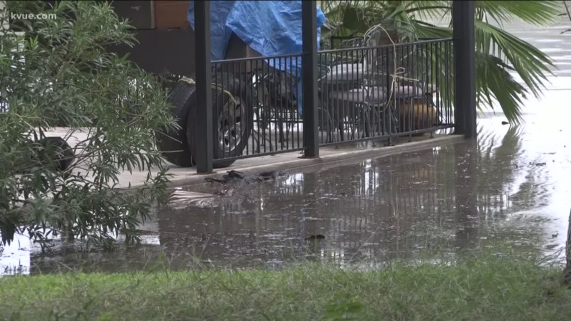 Lake Travis communities evacuate as waters rise due to flooding | kvue.com