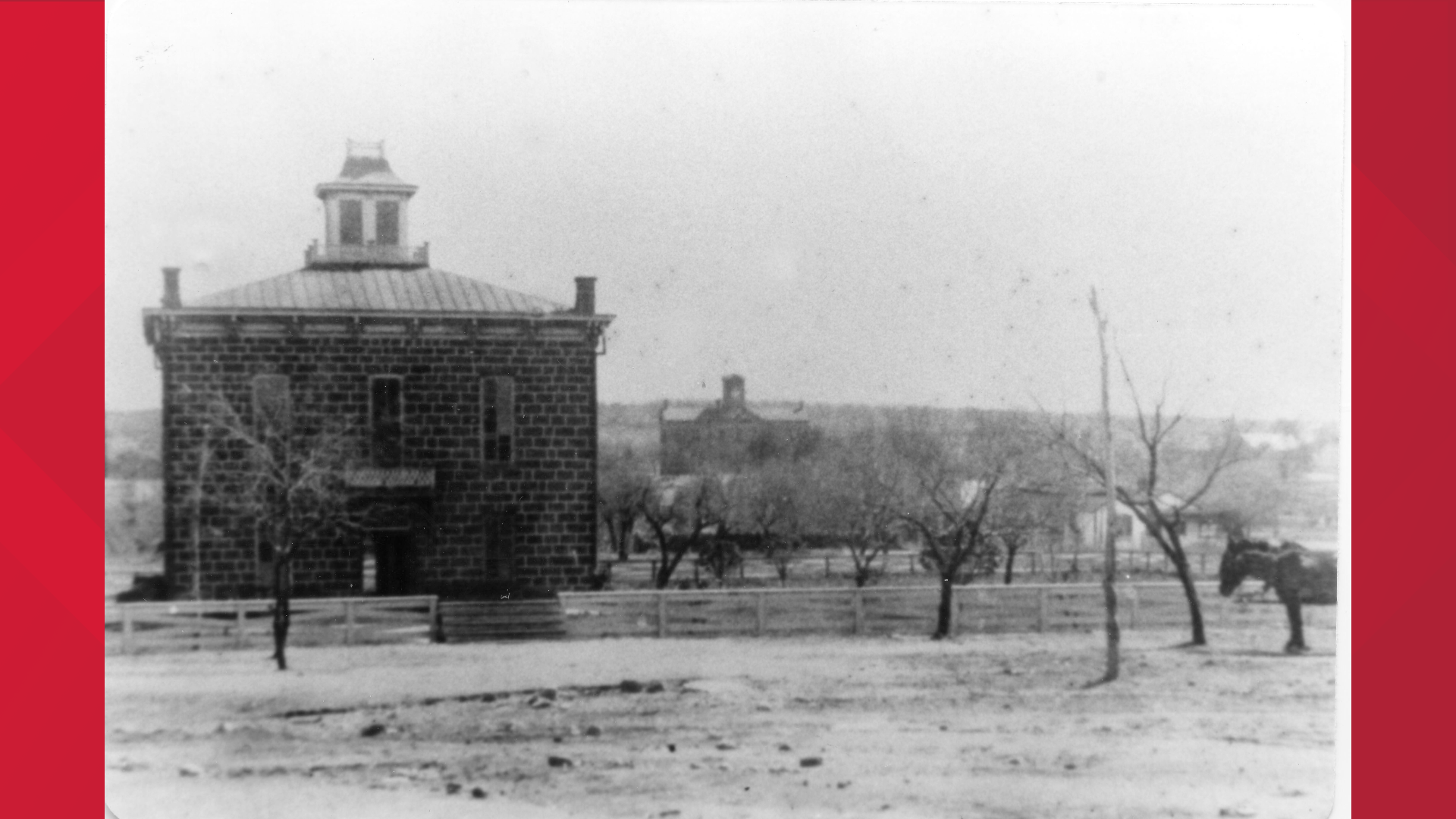 Historic Mason County Courthouse 'destroyed' by fire, suspect in ...