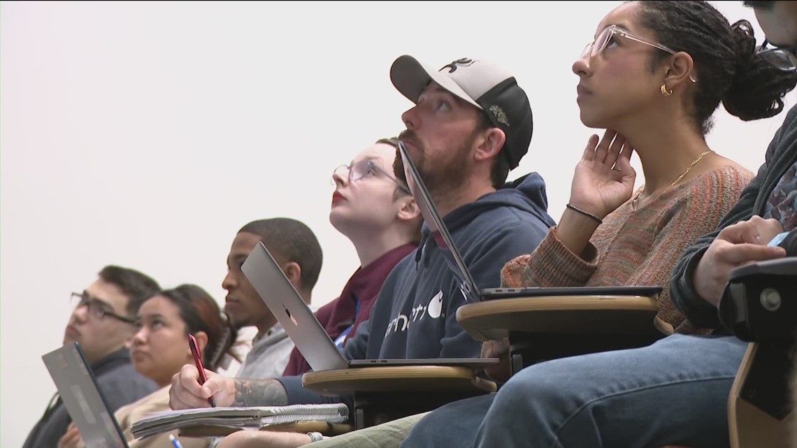 College students help Texas detectives solve cold cases | KVUE Crime Files | kvue.com