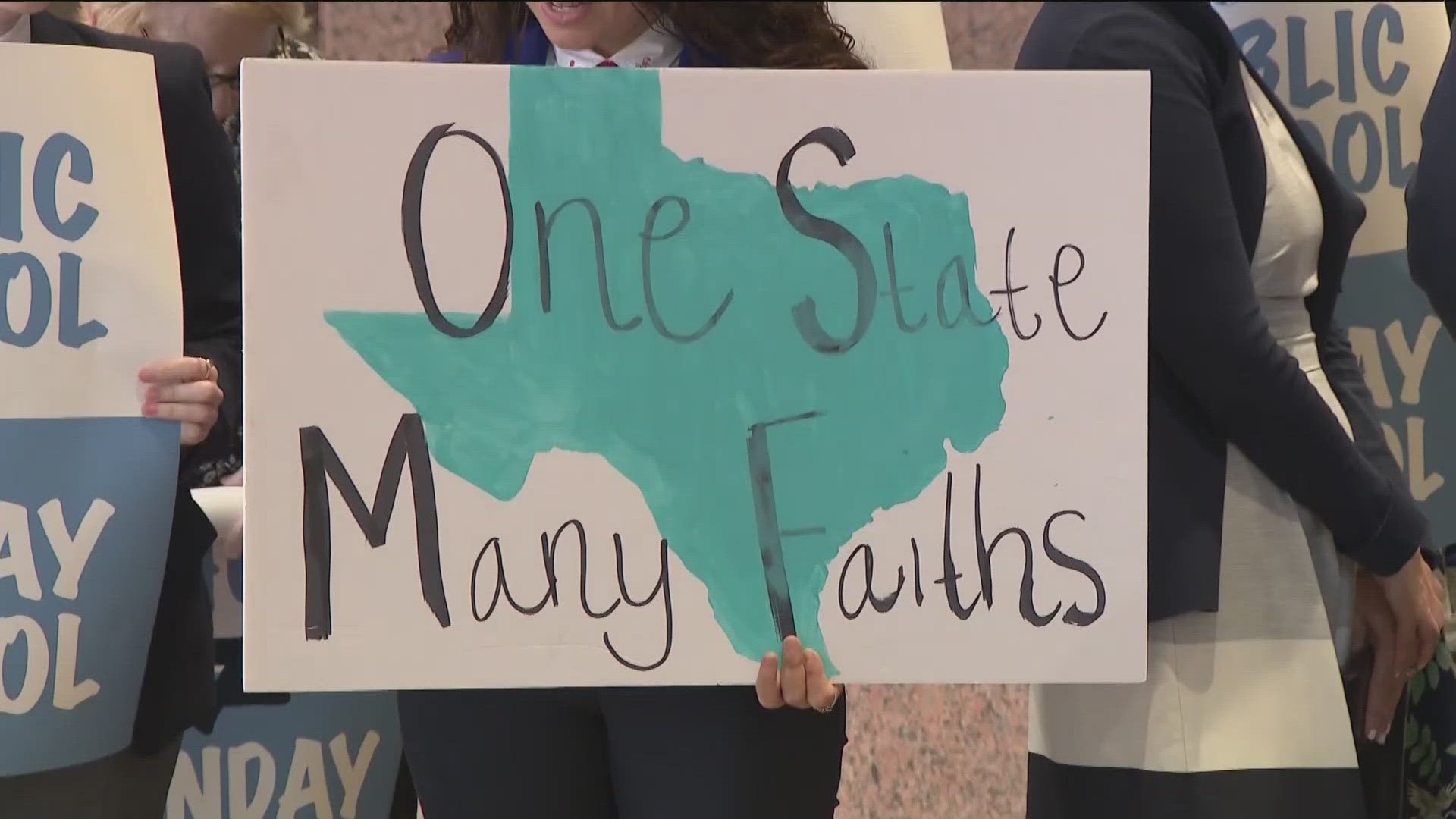 Round Rock ISD could fully adopt new Bible-based curriculum approved by ...