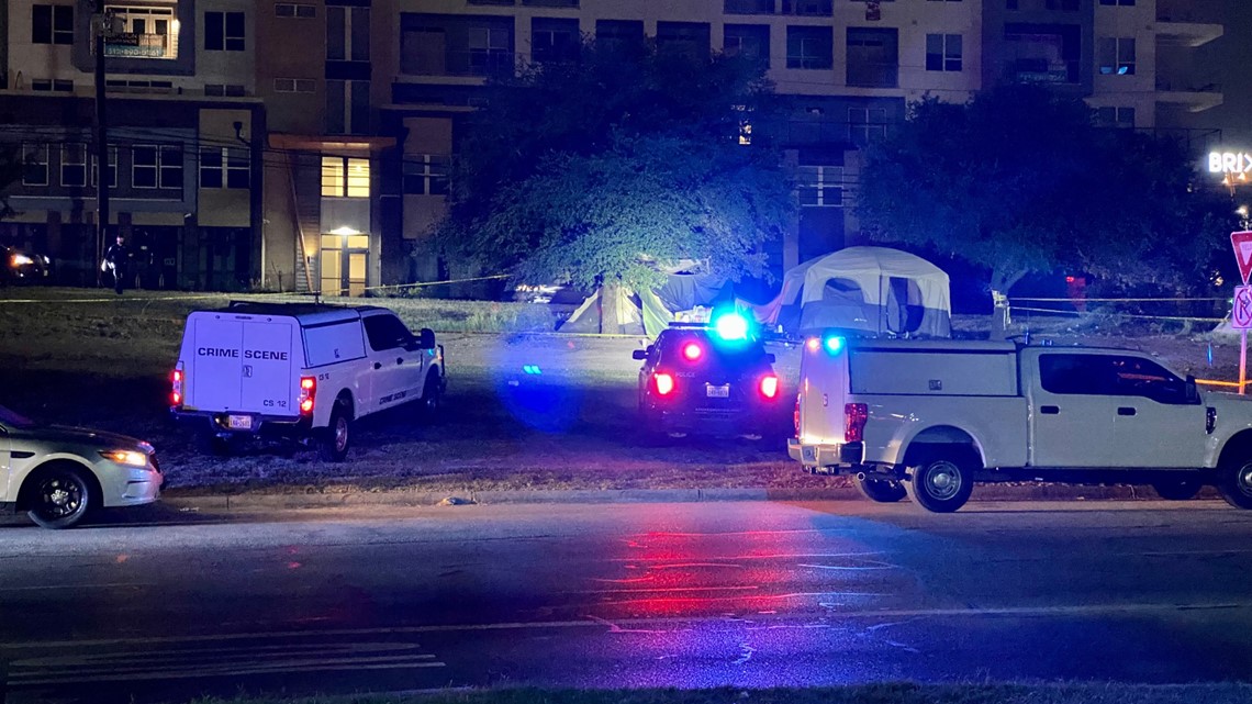 Police investigating 2 deadly shootings in same southeast Austin ...
