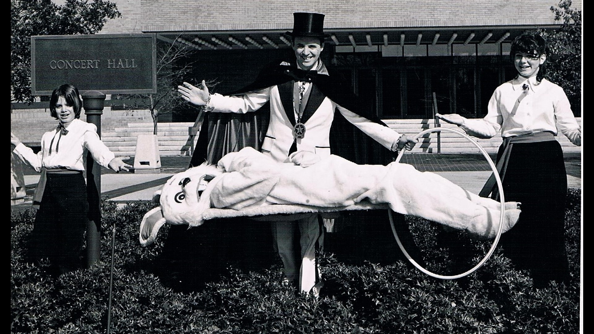 PHOTOS: Magician Kent Cummins celebrates 70 years of magic | kvue.com