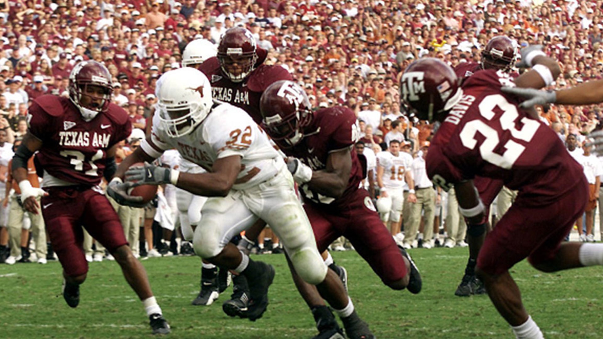 UT, A&M presidents want to restore Longhorn-Aggie football rivalry ...