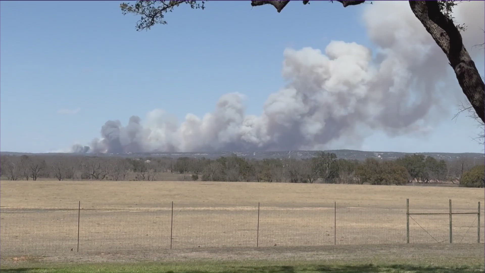 Crews battle massive Crabapple Fire in Gillespie County, Texas | kvue.com