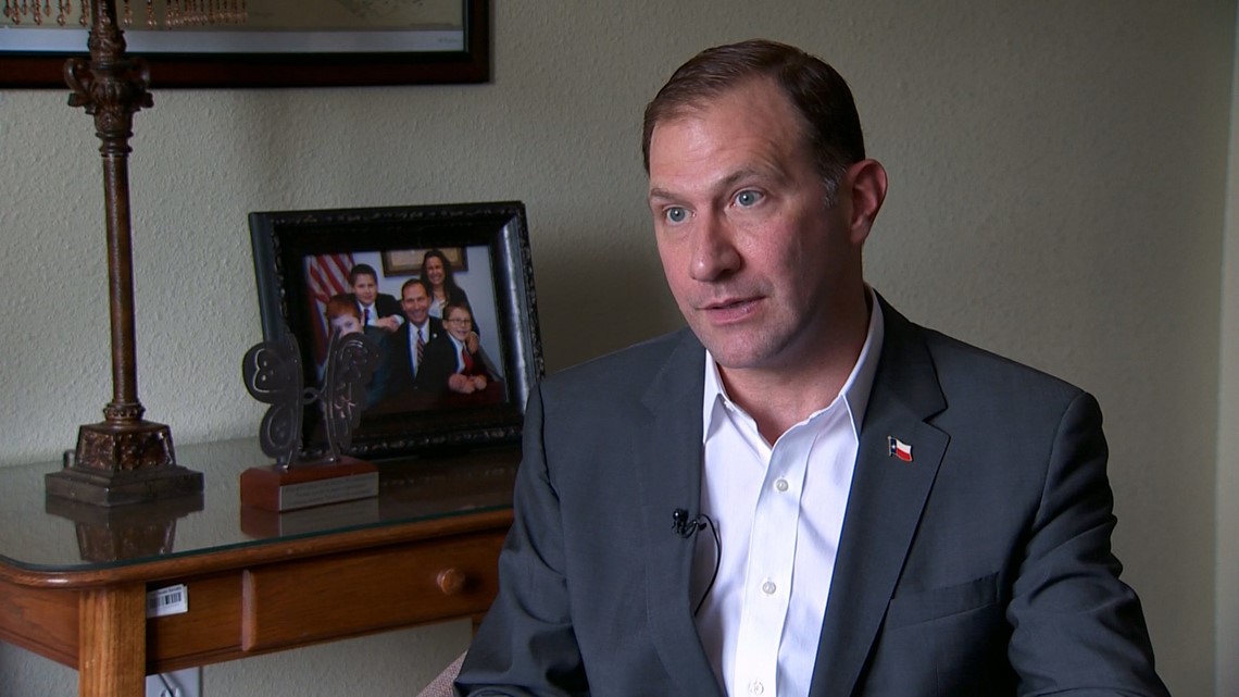 Sen. Schwertner denies sending explicit texts to Texas grad student ...