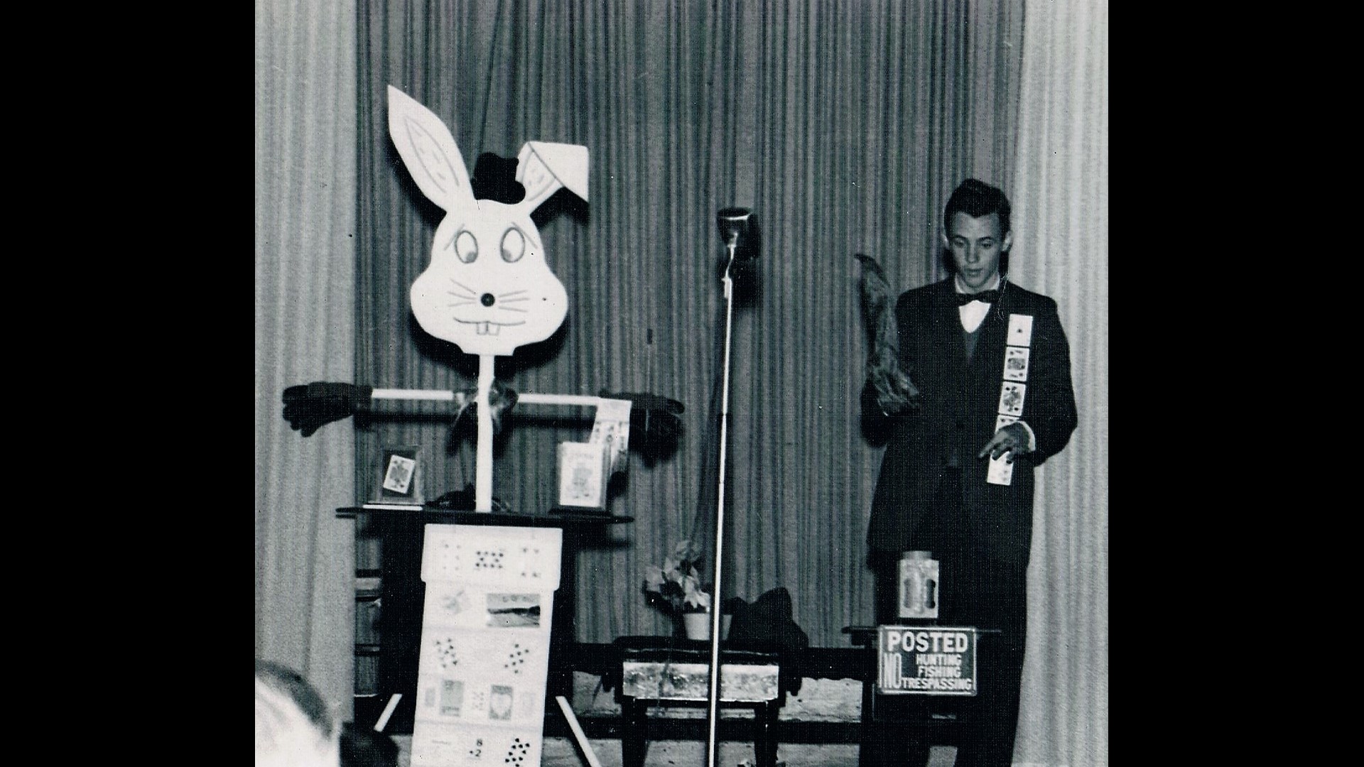 PHOTOS: Magician Kent Cummins celebrates 70 years of magic | kvue.com