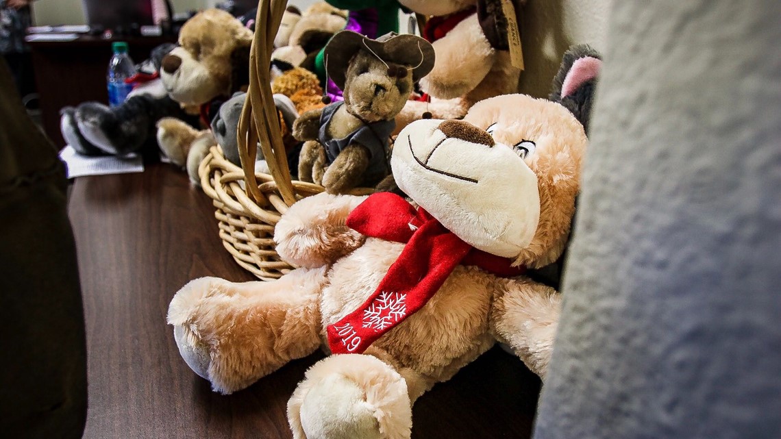 Travis County CPS judge uses stuffed animals to help children going ...