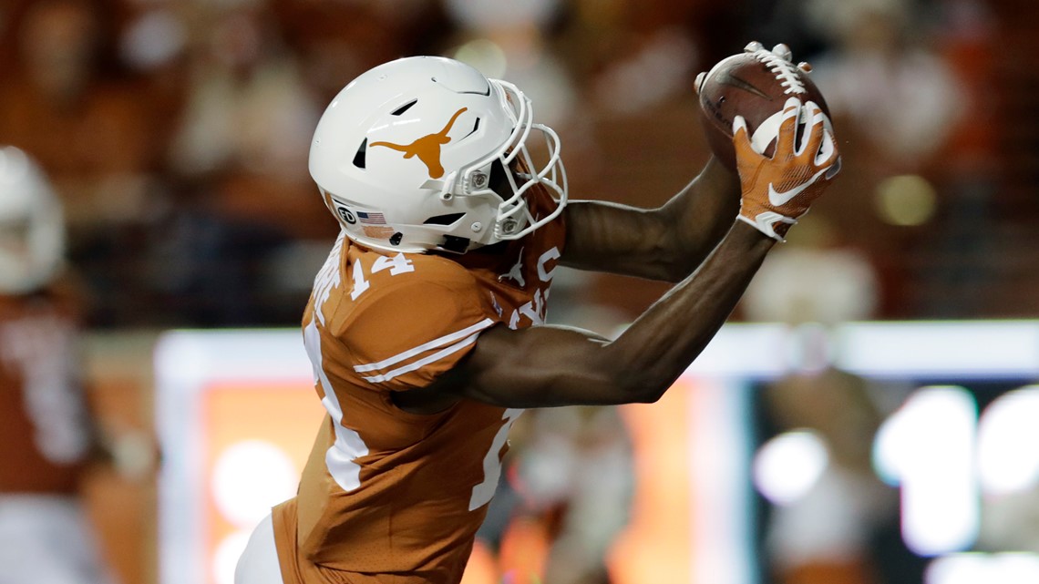 Joshua Moore's big day punctuates return to Texas football team | kvue.com