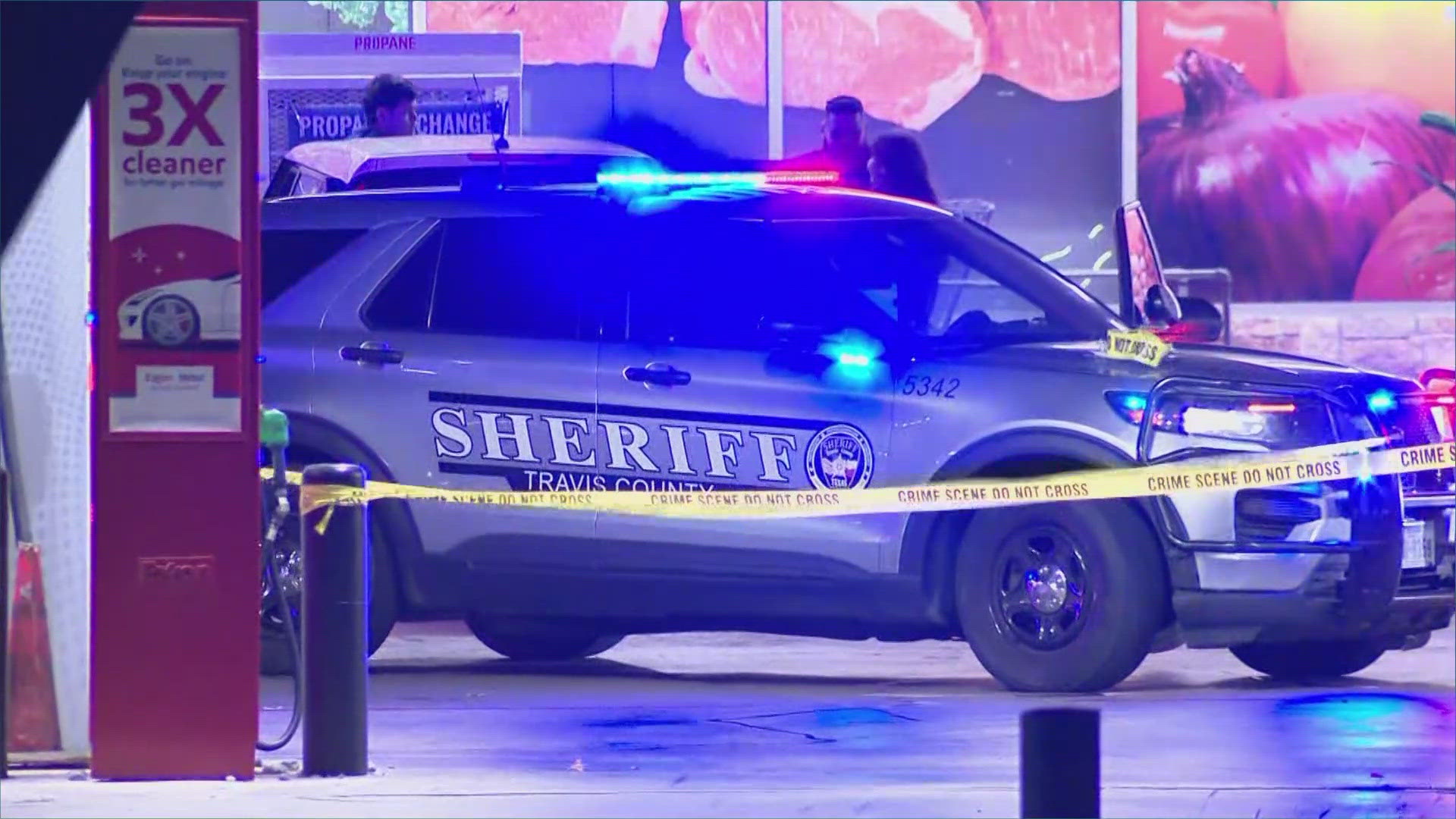 Pedestrian killed after being hit by CapMetro bus in Downtown Austin ...