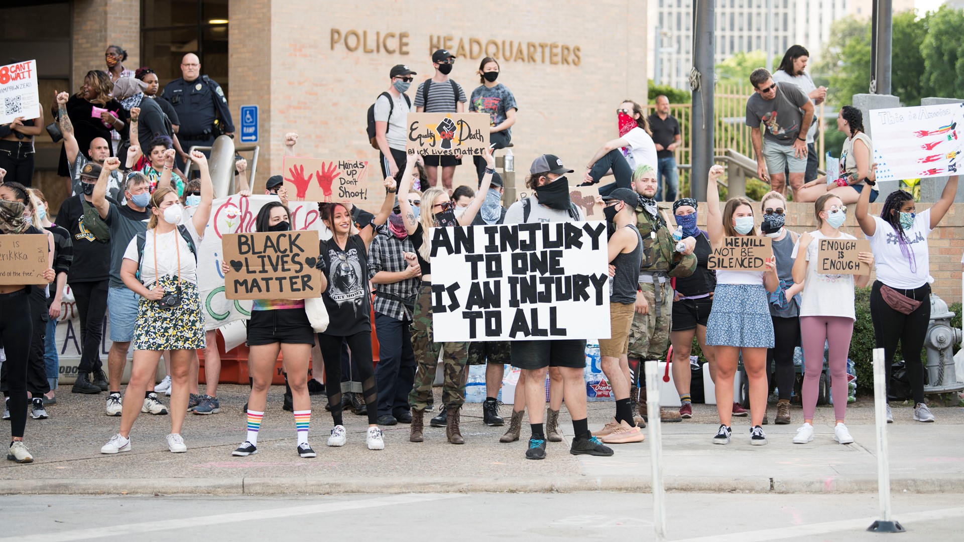 PHOTOS: Protesters march through Downtown Austin for seventh night in a ...