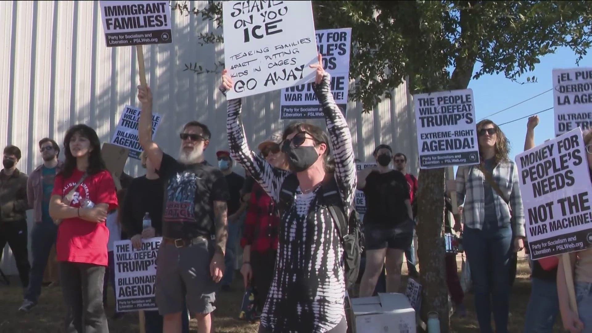 Dozens protest outside possible ICE facility in Pflugerville, Texas ...