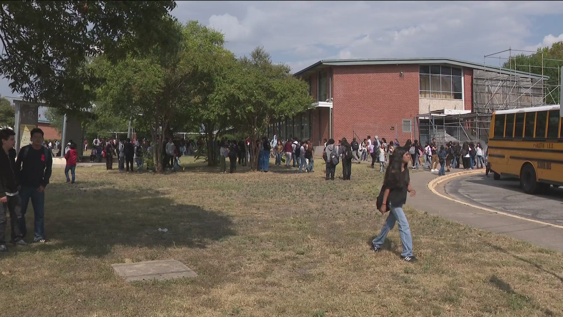 Austin ISD parents seek clarity on school consolidation plans | kvue.com