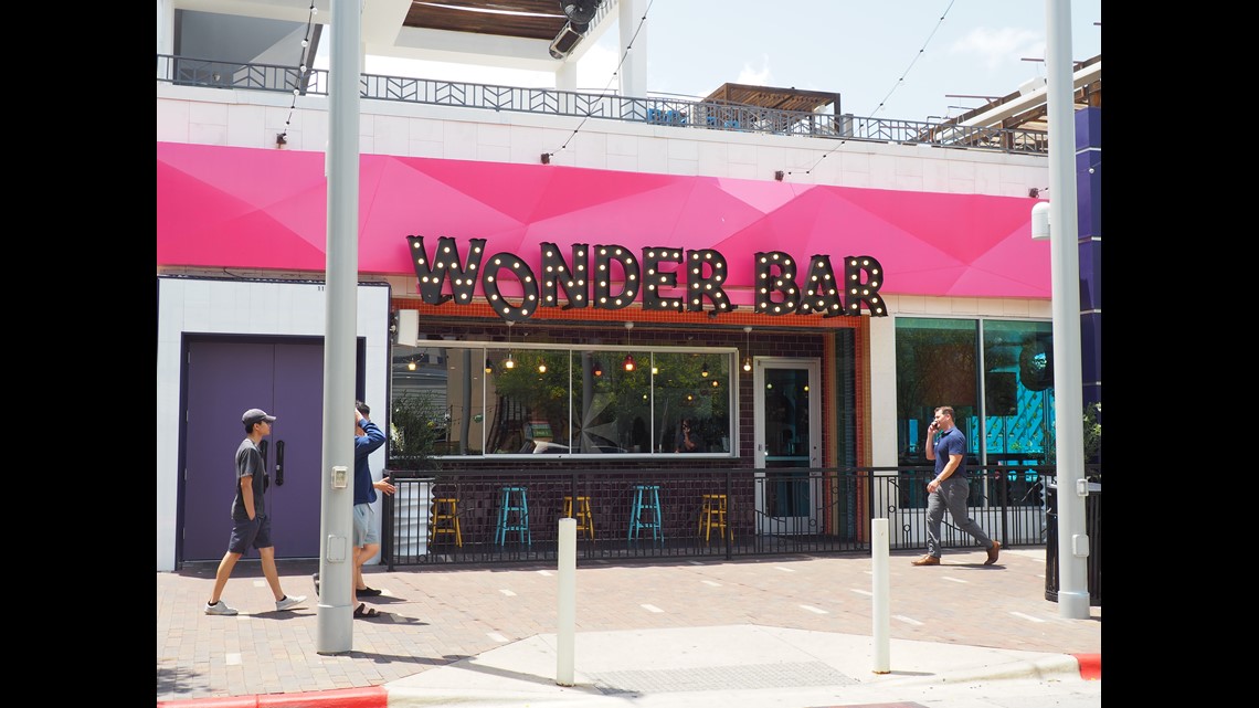 Wonder Bar in Austin is made for social media | kvue.com