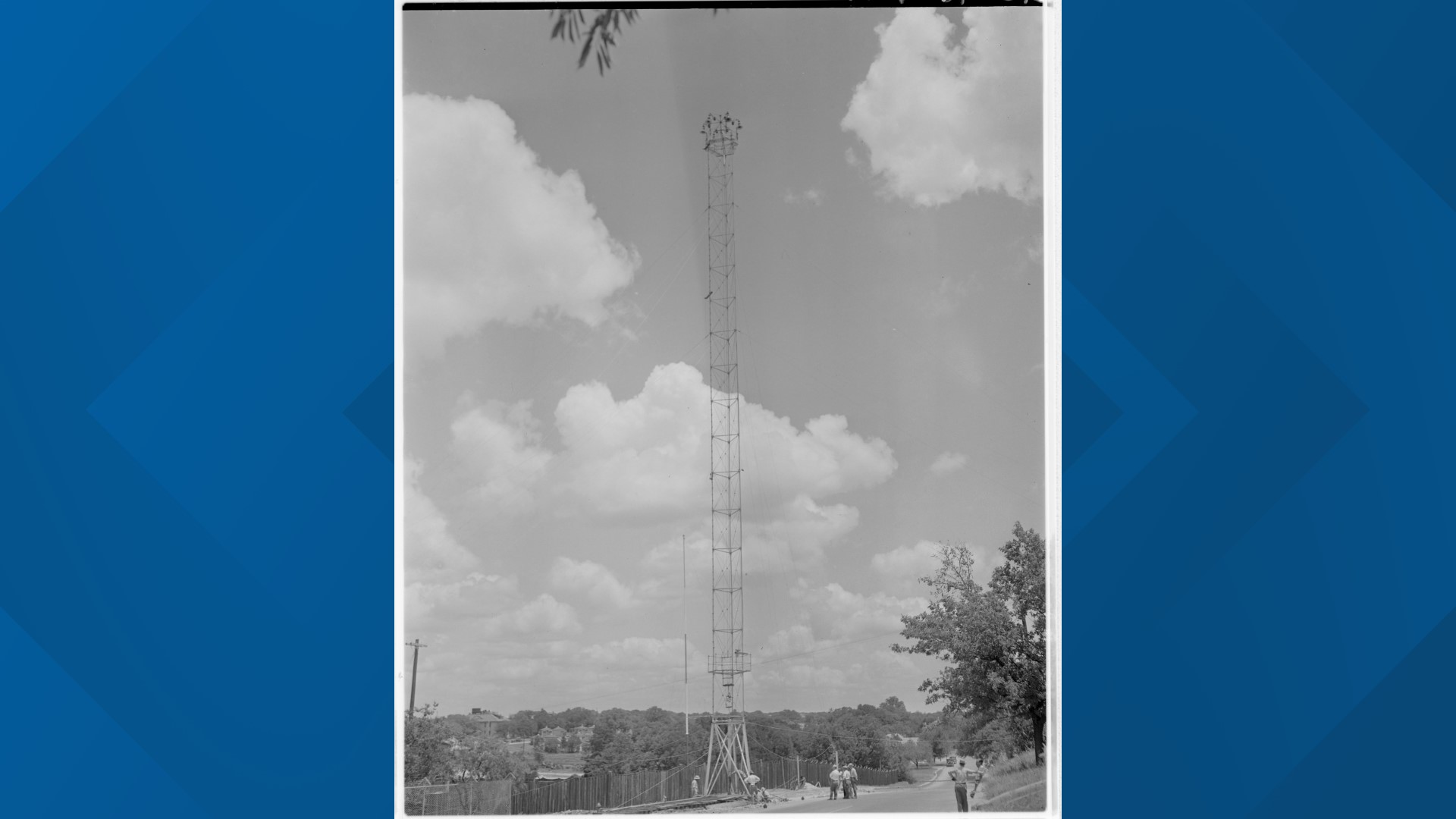 Austin's moonlight towers: Was a serial killer really behind their ...