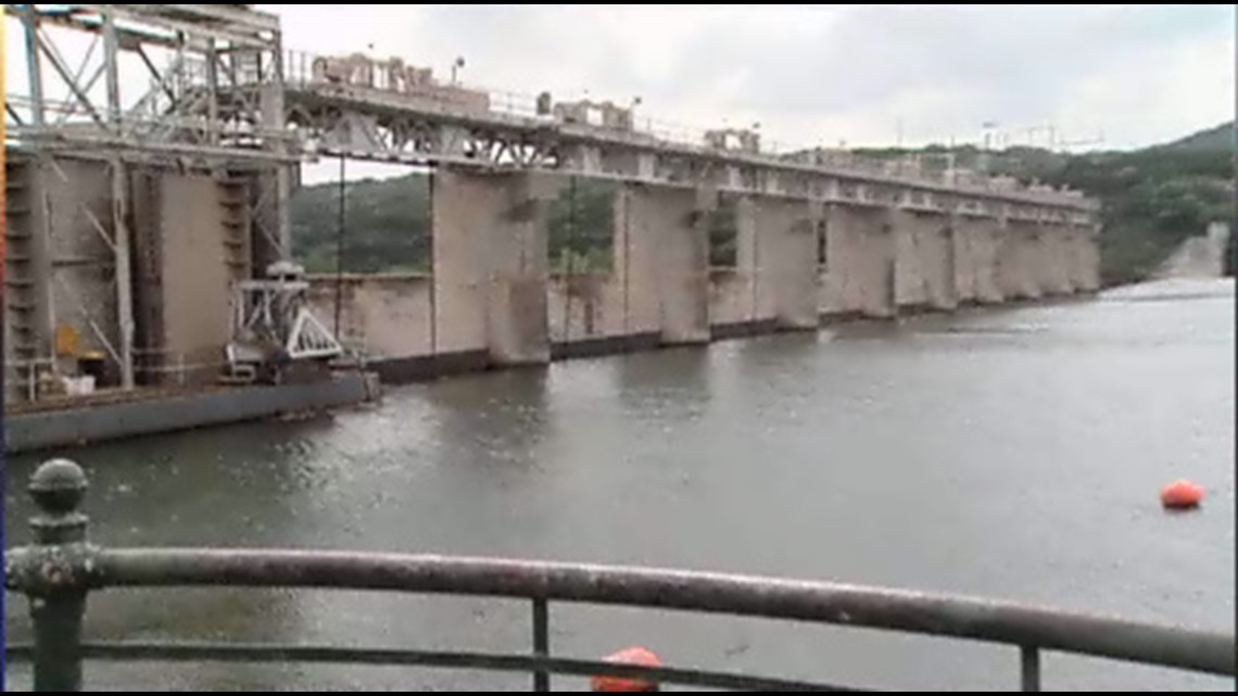 Floodgates at Tom Miller Dam will be replaced starting next week, LCRA ...