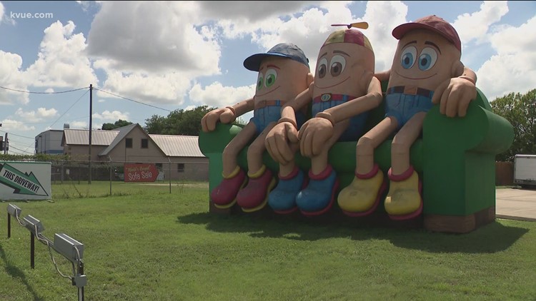 Austin couch potatoes sculpture moving to COTA | kvue.com