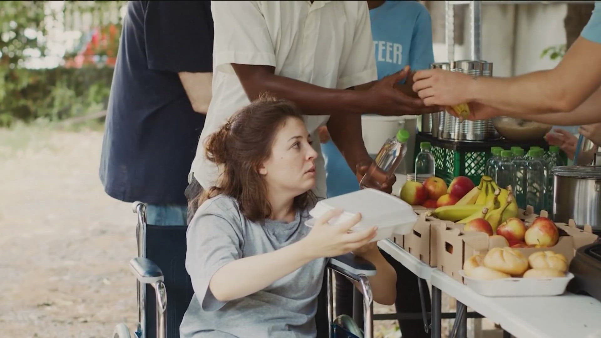 Roughly 13% of US households suffer from food insecurity, according to ...