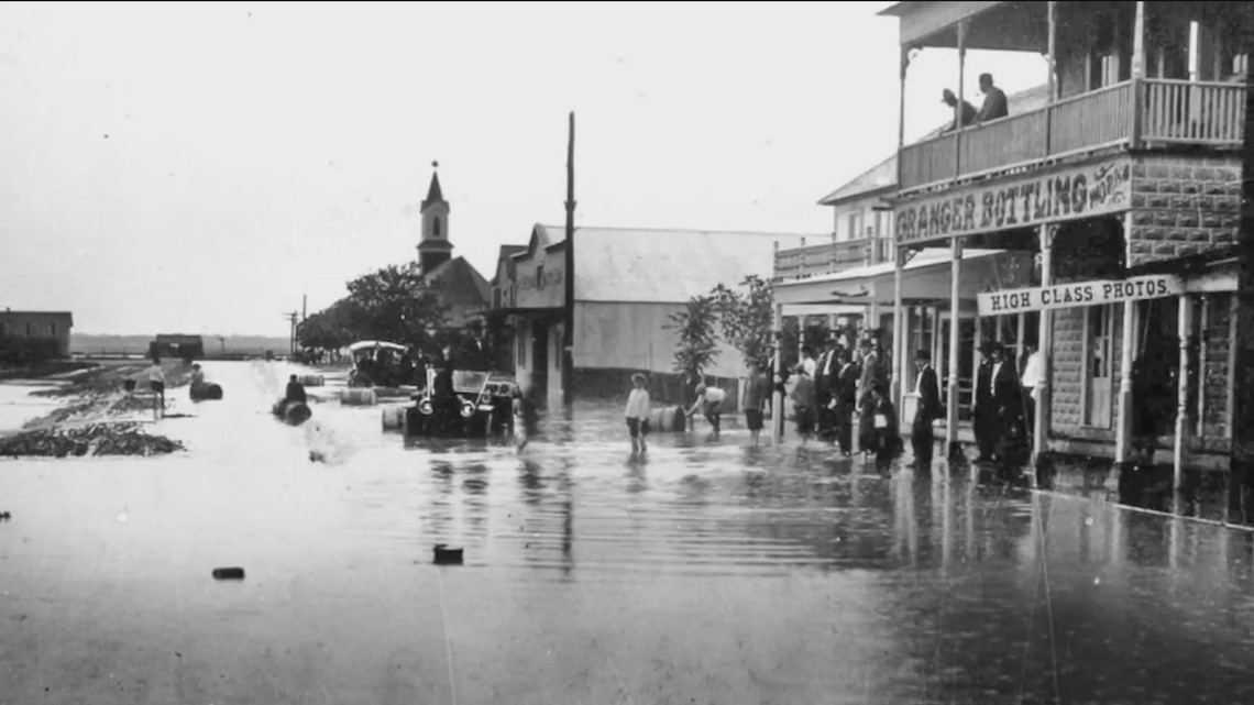 When the rains came: A look back at Austin's record-breaking rainfall ...