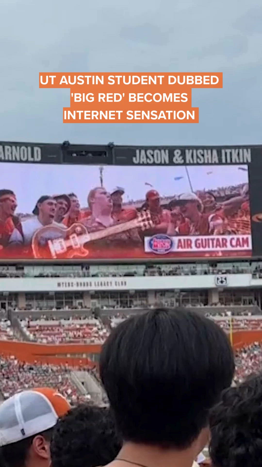 'Big Red' becomes internet sensation at UT | kvue.com