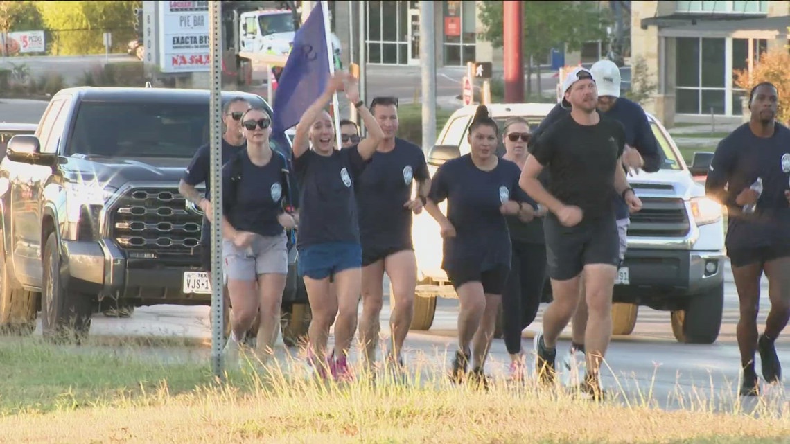 Texas police officers running a marathon and a half every day for a ...