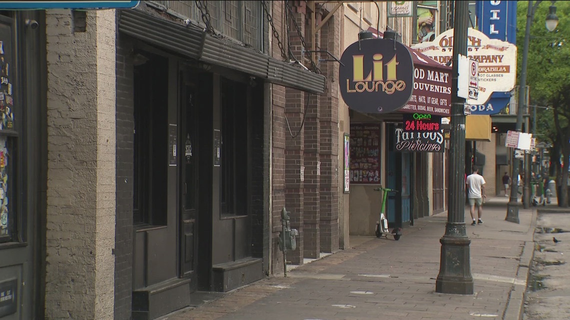 Austin leaders push new Sixth Street safety measures | kvue.com
